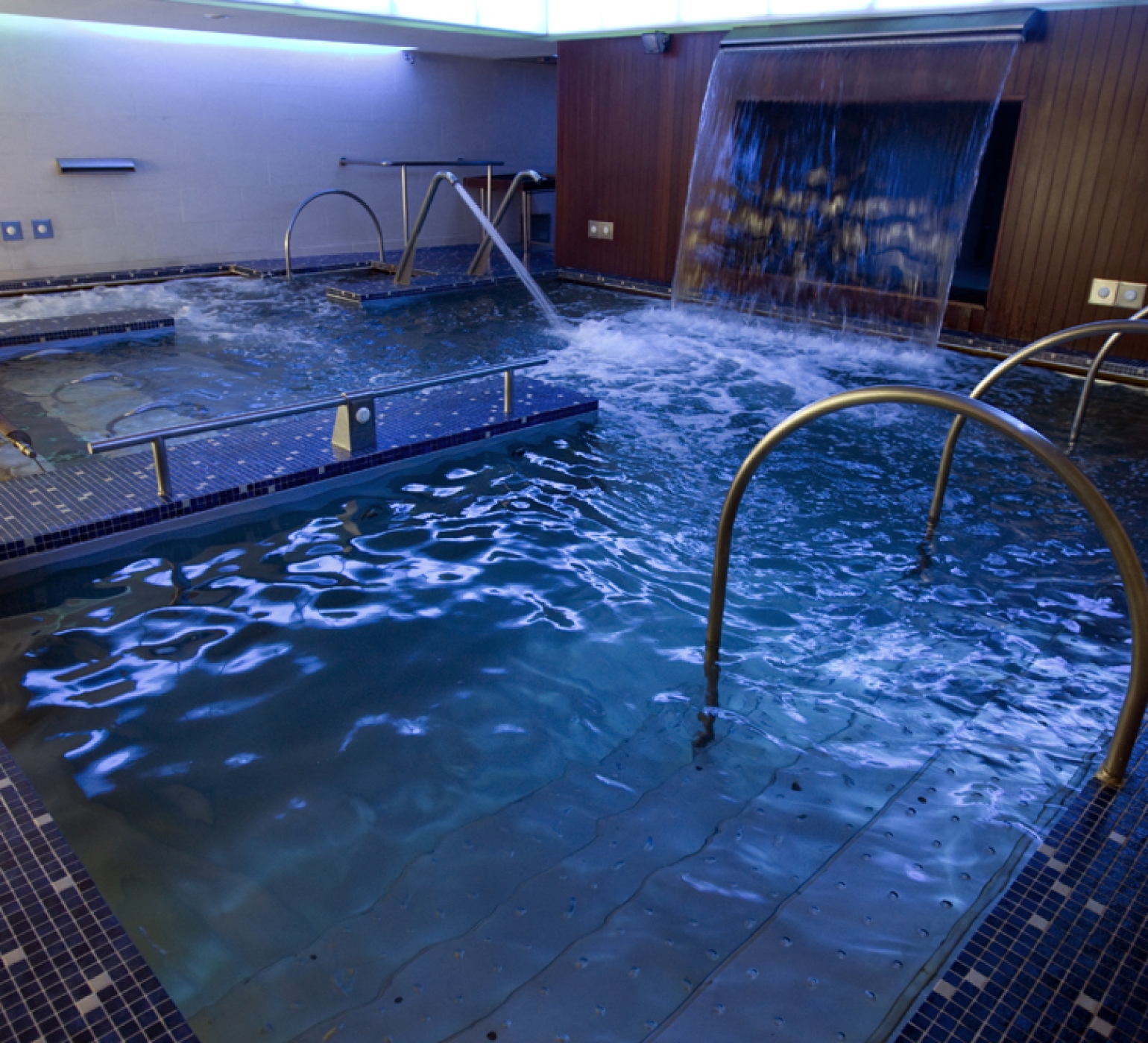 Atalanta Sport Club Spa - Piscina y Spa en Valencia